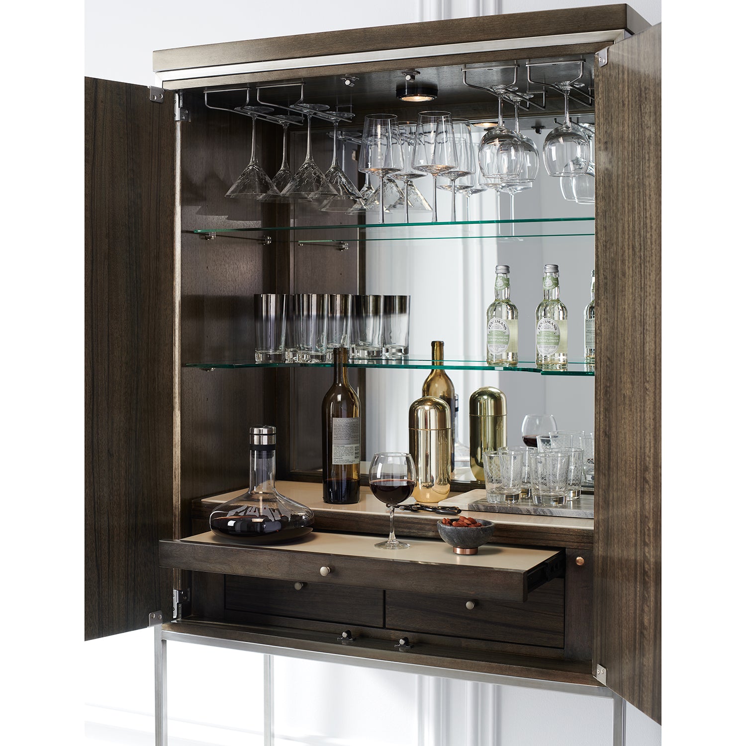 Caracole La Moda Bar Cabinet – Paynes Gray