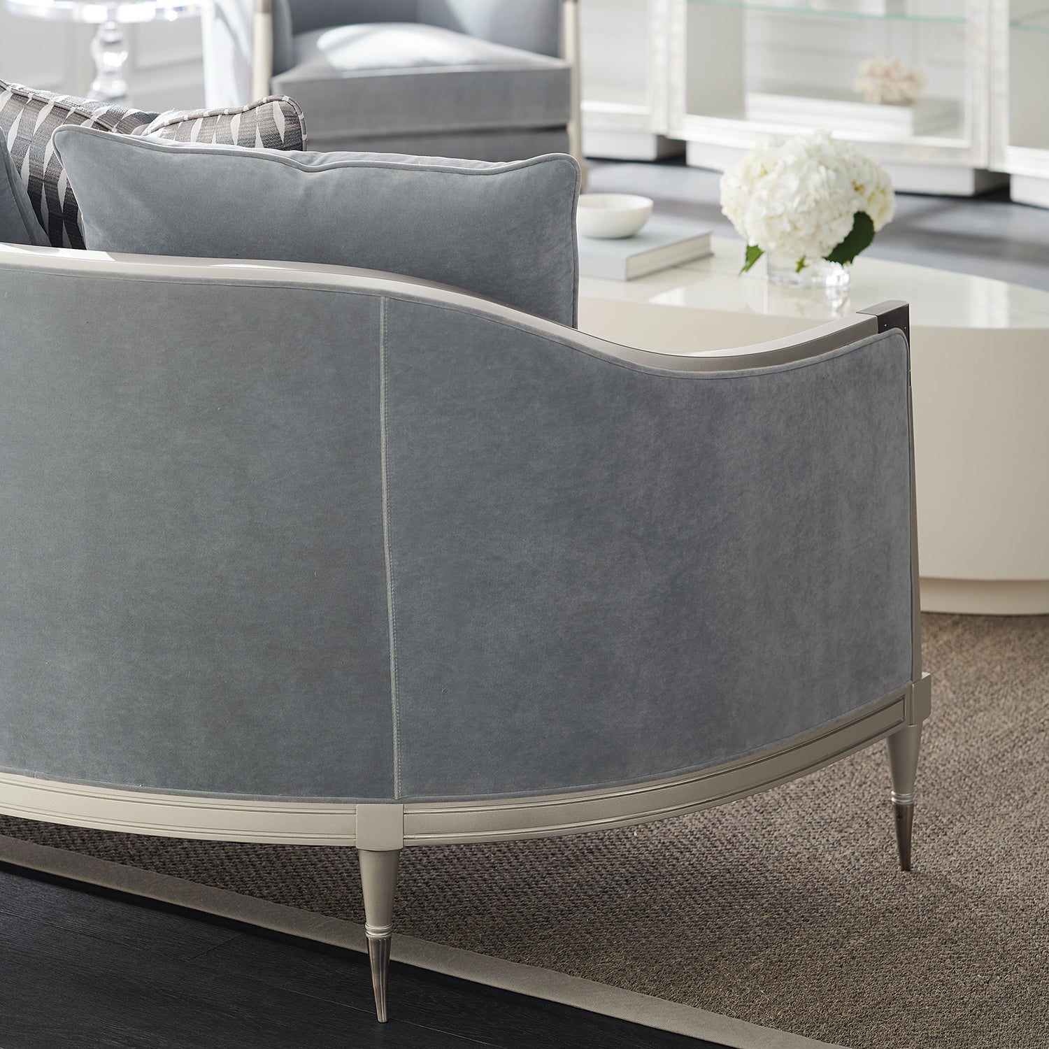 Caracole Splash Of Flash Sofa – Paynes Gray