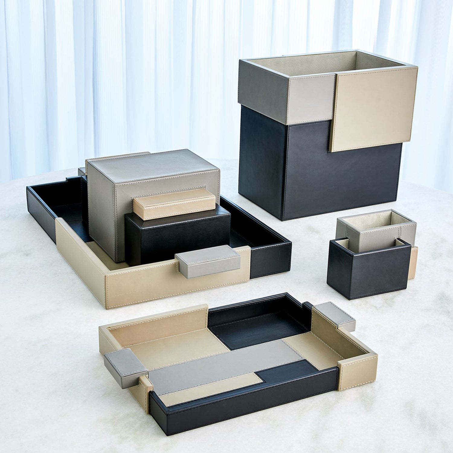 Global Views Piet Tri-color Tray – Paynes Gray