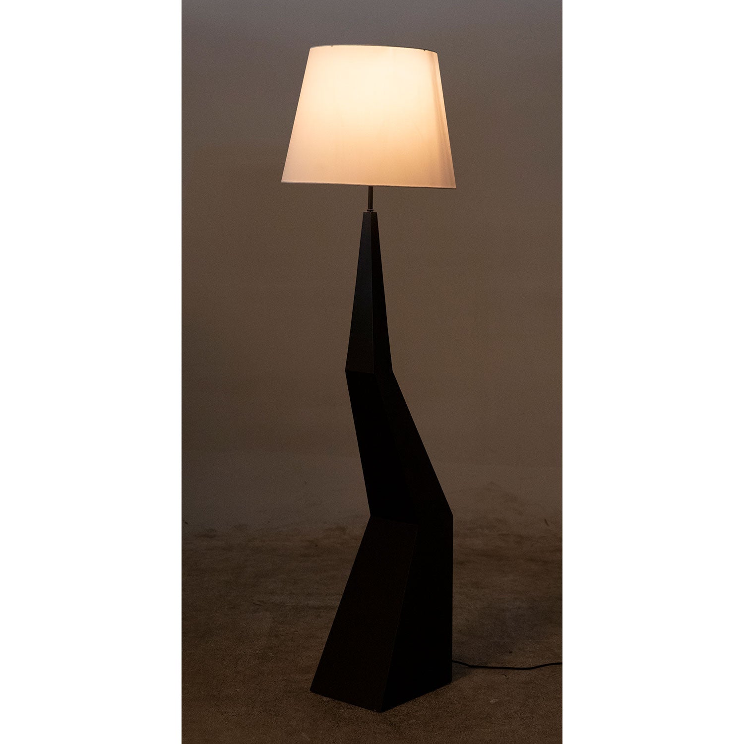 Noir Rhombus Floor Lamp With Shade – Paynes Gray