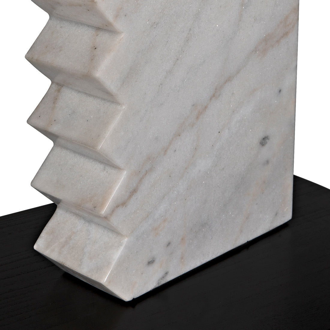 Noir Gaheris Table Lamp