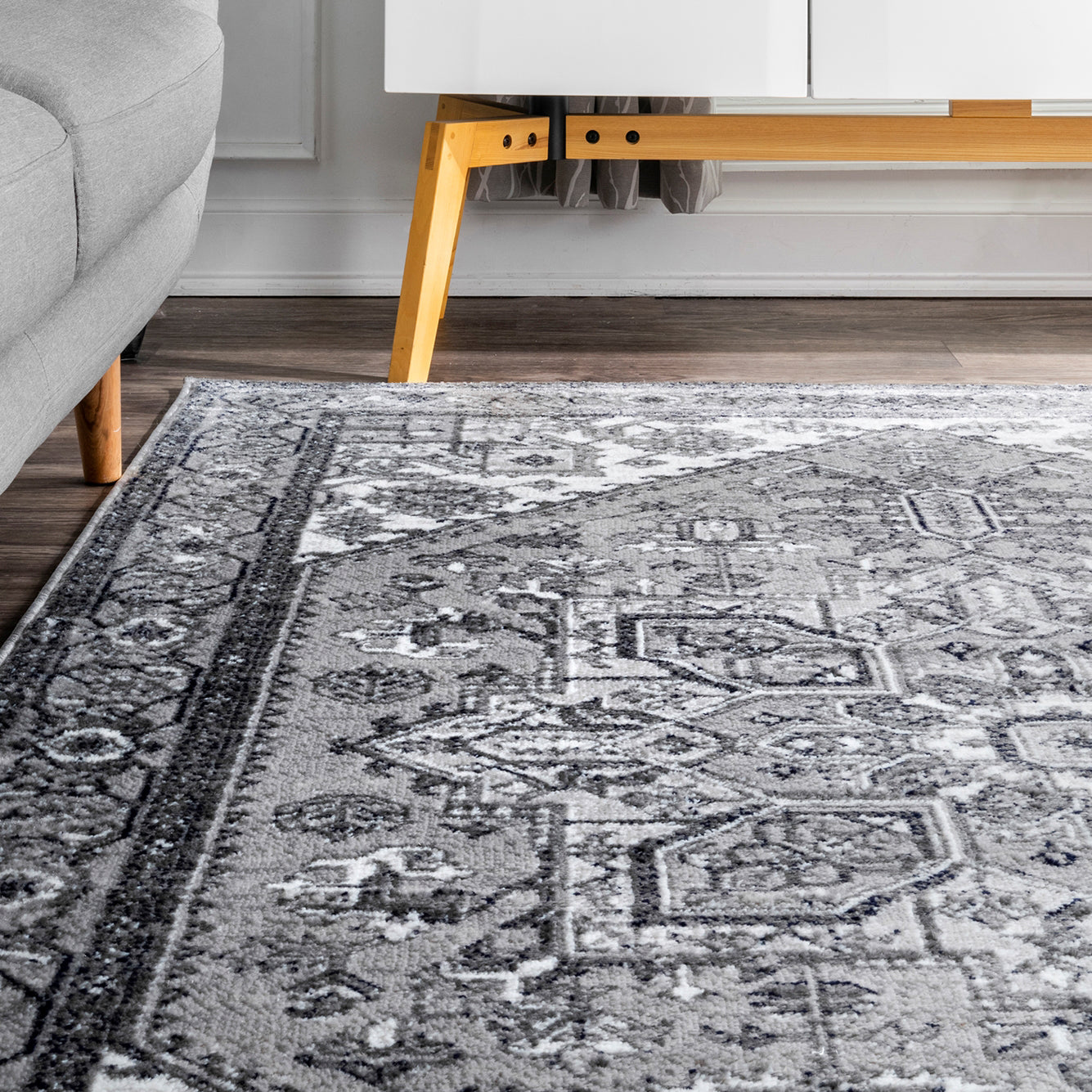 Miwok Machine Made Rug – Paynes Gray