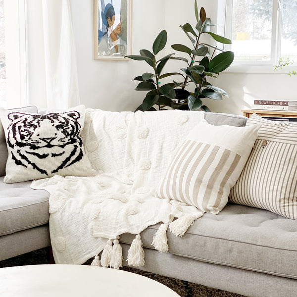 Bison Throw Blanket – Paynes Gray