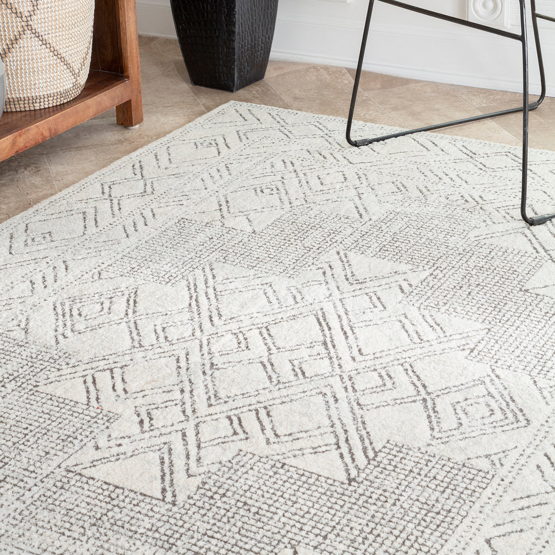 Maceo Machine Made Rug