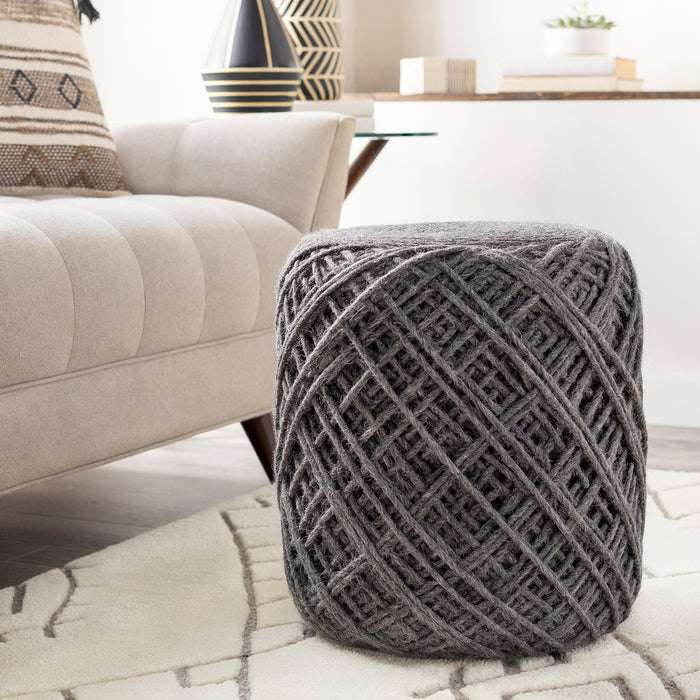 Ward Pouf